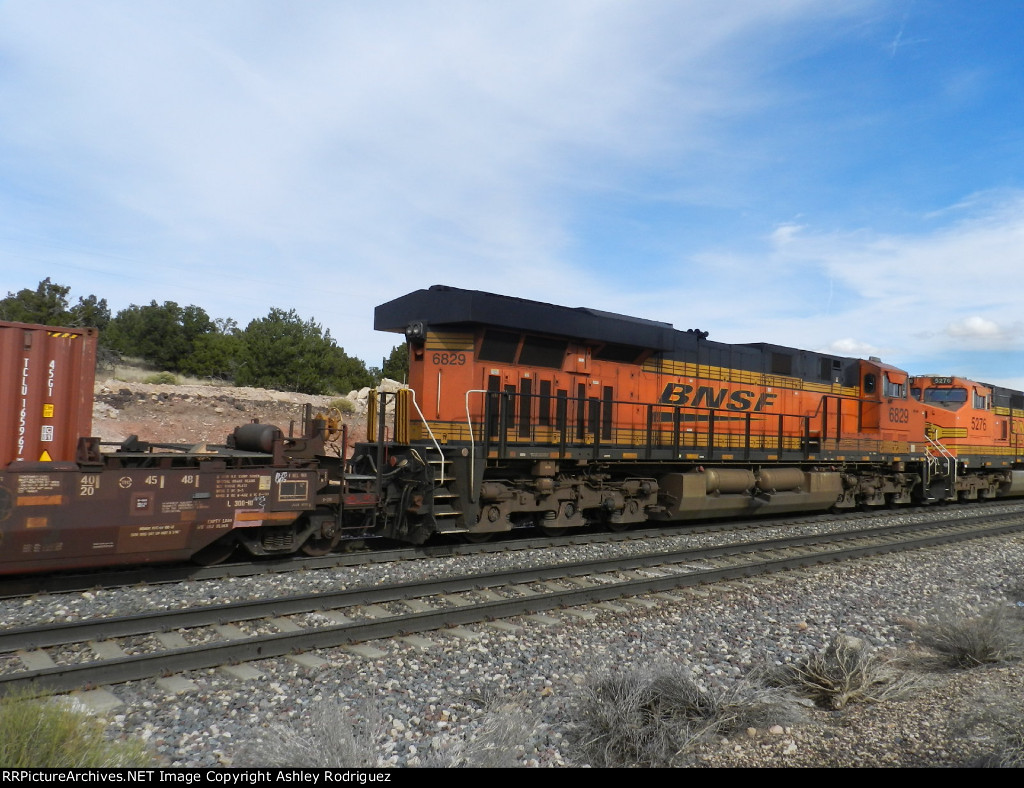 BNSF 6829